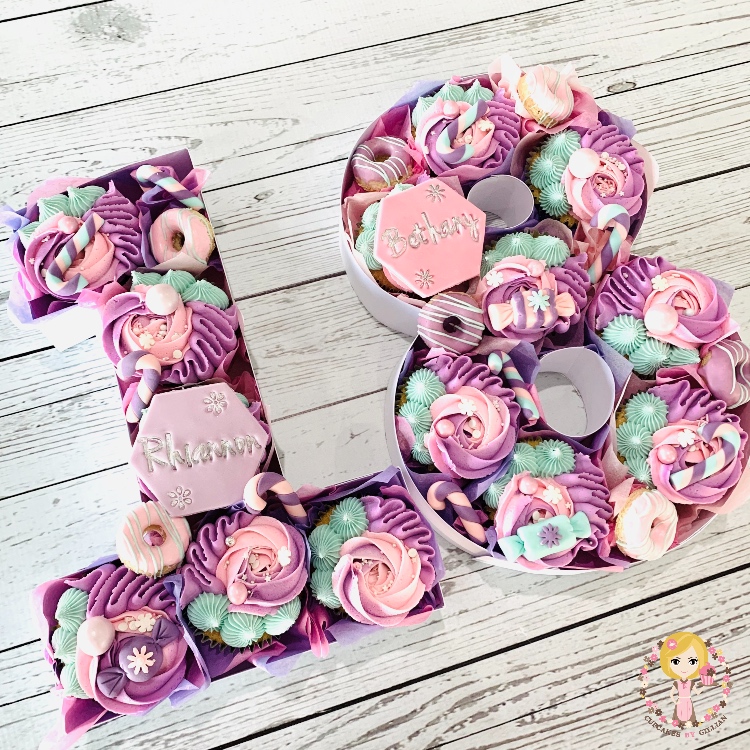 Cupcakes and cupcake boards - Cupcakes by Gillian