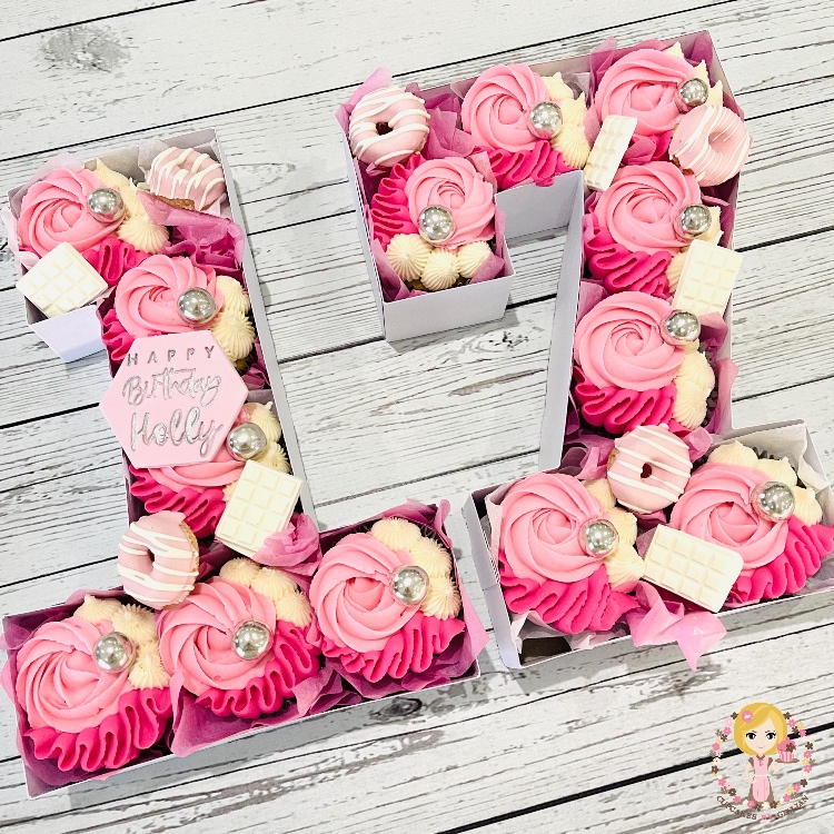 Cupcakes and cupcake boards - Cupcakes by Gillian